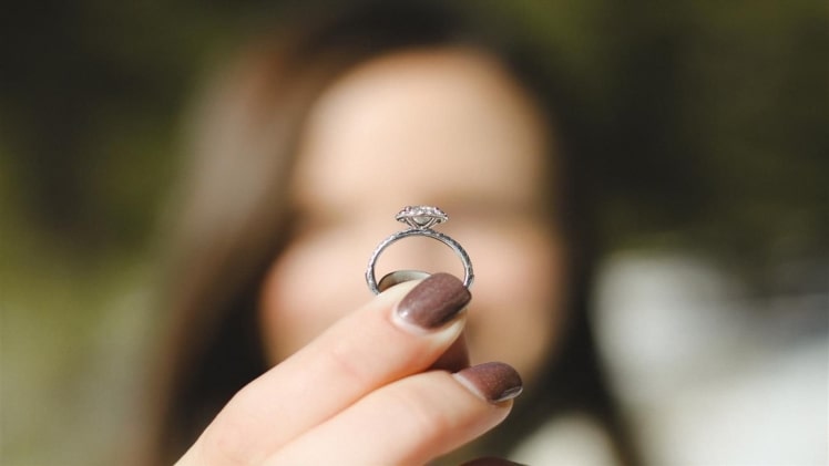 Ash To Diamond: How To Choose The Right Cremation Jewelry Service For ...
