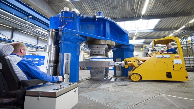 The Basic Components of a Forge Press | Densipaper